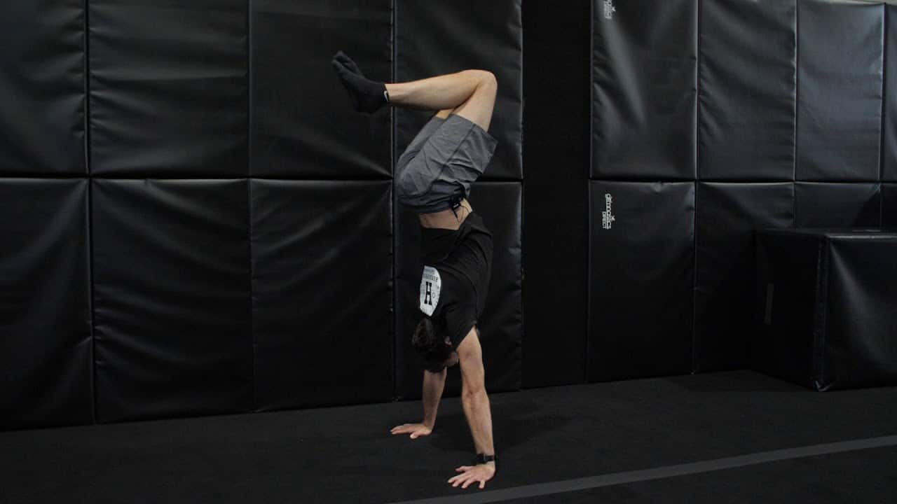 Handstand Entrance: Bunny Hop Drill vs. The Single Leg Kick to ...